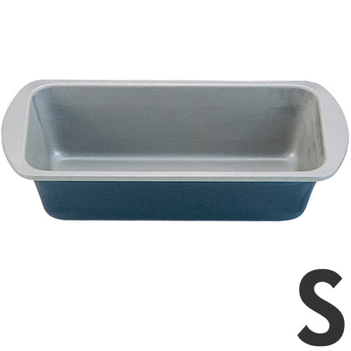 【CC】キッチン>お菓子・パン作り>ケーキ型内面フッ素樹脂加工のケーキ型メーカー霜鳥製作所商品外寸(mm)幅82×奥行170×高さ50その他内寸：145×55mm材質・原材料ティンフリースチール（鉄）、表面シルバーストーン加工、内面フッ素樹...