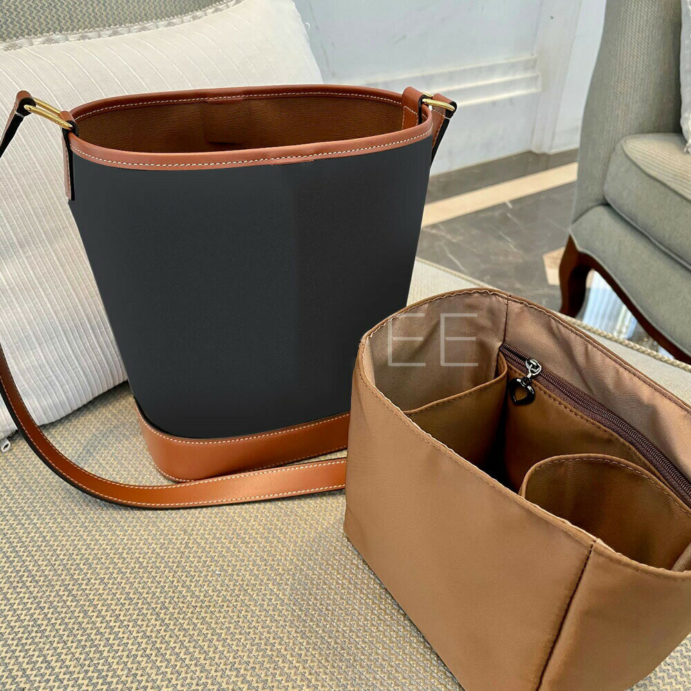 ブランド：BagCareご注意：この商品は セリーヌ celine Triomphe 対応の互換商品です。バッグはただの参照物で、非売品です。 ゴチャゴチャしているバッグの中がすっきりと片付きます。内容物が一目瞭然で、取り出し易く使いやすい...