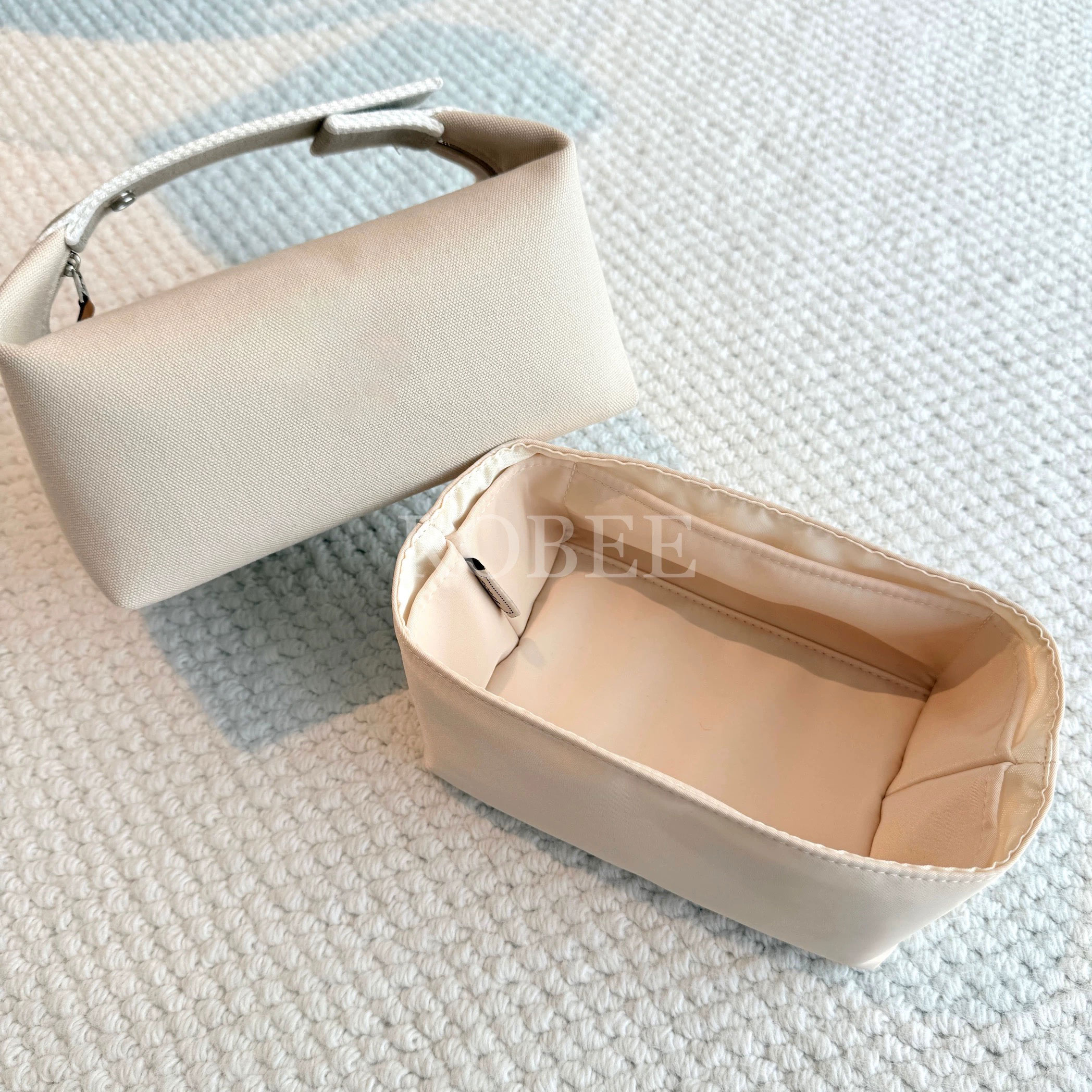 ブランド：BagCare ご注意：この商品はBride-a-Brac Sの互換商品です。バッグはただの参照物で、非売品です。 ゴチャゴチャしているバッグの中がすっきりと片付きます。内容物が一目瞭然で、取り出し易く使いやすい鞄になります。 素...