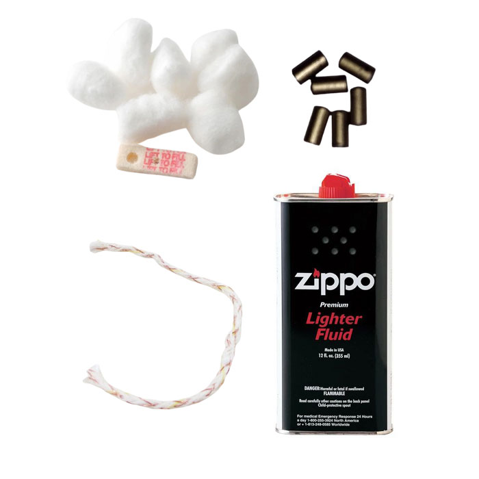 ジッポーのメンテナンスにZippo社純正のセットをご用意しました。 本体の掃除や交換に便利です。 是非お使いください。 ■商品名　Zippo オイルライター 専用 メンテナンス4点セット ■セット内容 ○芯バルクx1本 ○石バルクx6個 ○...