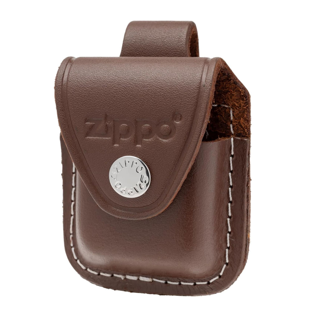 Genuine Leatherを使用した 携帯用のZippoケース ベルトやウエスト、バックにも♪ さすがZippo！！と思わせる　お洒落なグッズです。 ■　商品名　Zippo　ライターポーチ ■　素材　本革 ※革製品ですので色味が多少異な...