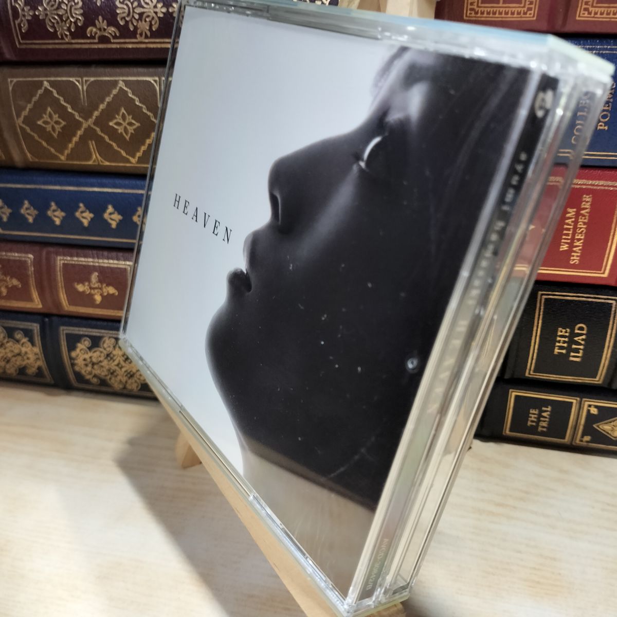 【商品説明】 商品の状態に関しては以下を参考にご検討ください。 【良い】 使用感がございますが、盤面の状態は良好で再生に問題はございません。 【可】 キズ・ヒビ・スレ・折れ・ヨレ・汚れなどの傷みがあります。盤面にすり傷がありますが、再生に問...