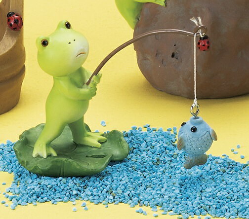 ミニオーナメント カエル サイズ：7×5×H7cm 素材：ポリレジン 集めてかわいいミニオーナメント！ とても可愛いデザインのカエル！ モニターの発色の具合によって実際のものと色が異なる場合があります 当店では、サービス向上の一環として 【...