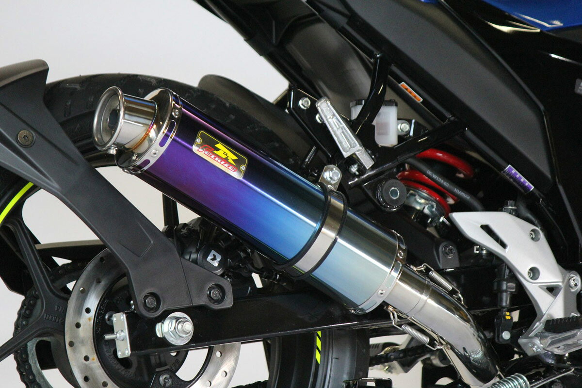 商品説明ジクサー150［8BK-ED131］用、フルエキゾースト仕様マフラー「 22Racing」。チタン製（グラデーションカラー）サイレンサー仕様。バッフルの取外しが可能ですので2種類の音量をお楽しみいただけます。・センタースタンドは装着...