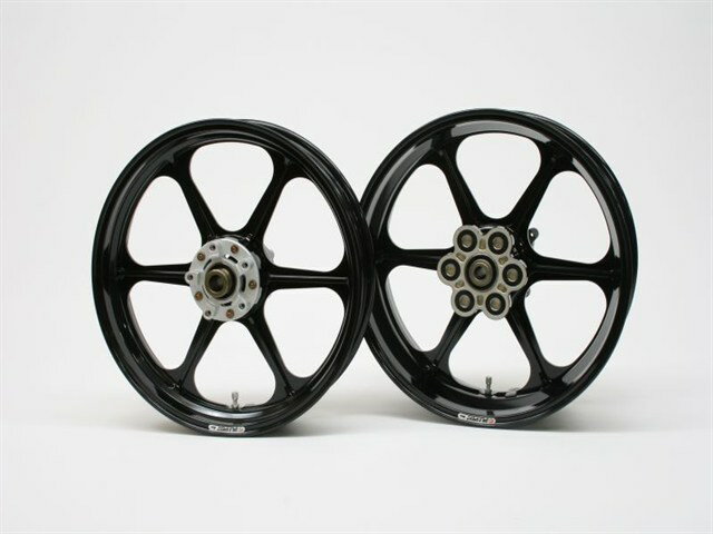 メーカー品番 : 28671125GBブランド : GALE SPEEDJANコード : 4538792136004適合モデル : ZRX1200 DAEG 09-16品名 : R 600-17 グロスBLK [TYPE-N]オーセンティッ...