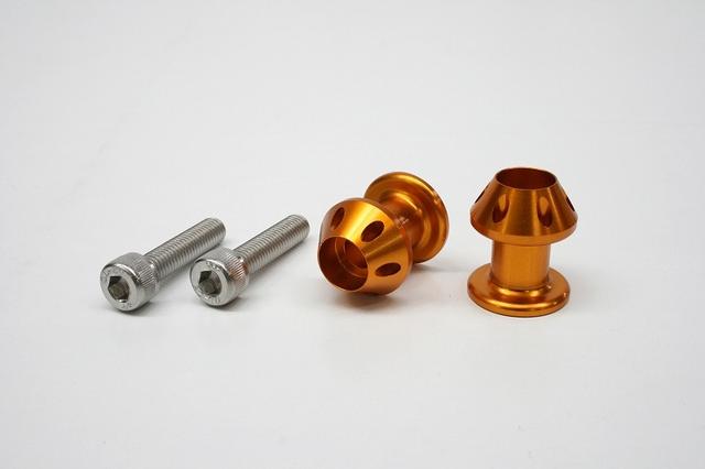 ACTIVE ファッションフック M6×35mm/φ25 ゴールド M6×35mm/φ25 ファッションフック M6×35mm/φ25 ゴールド▲写真はM8です 使用方法は「リアスタンド用のフック」、「リアサスのアッパーマウント部を流用した...