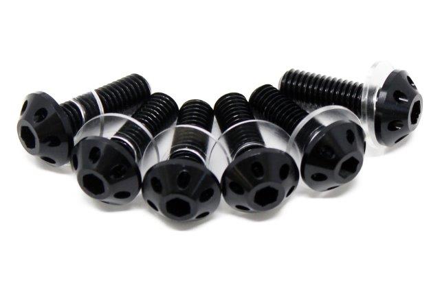 ■商品説明・サイズ：M5×16mm・高強度アルミニウム合金素材(A6061-T13)削り出し、アルマイト仕上げで美しい外観を長く保ちます。・ボルトと同じ数量のポリカーボネートワッシャーを付属します。■注意事項・モニターの環境等の理由により画...