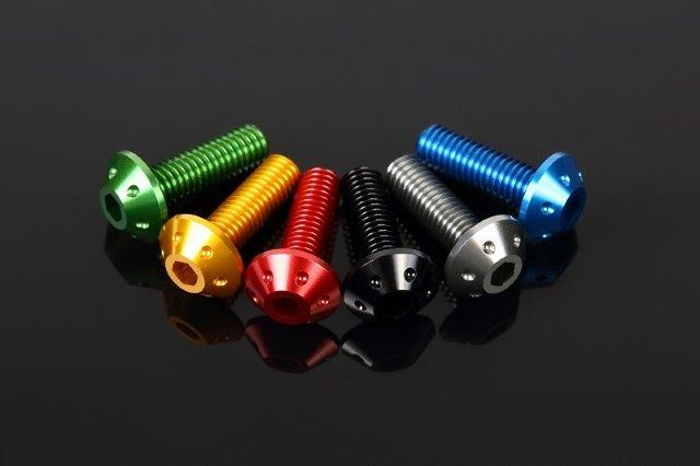 ■商品説明・サイズ：M5×16mm・高強度アルミニウム合金素材(A6061-T16)削り出し、アルマイト仕上げで美しい外観を長く保ちます。・ボルトと同じ数量のポリカーボネートワッシャーを付属します。■注意事項・モニターの環境等の理由により画...