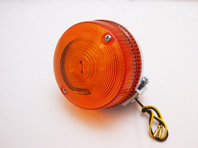 LEDウインカー 1個 参考取り付け時間　0.2h ※ポジションは点灯できません。 ※別途ウインカーステーが必要となります。 ※配線の加工が必要な場合がございます。 ※リレーは ワイドワットウインカーリレー （商品No.35087）への交換...