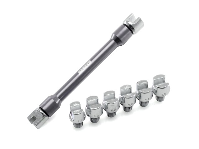 メーカーカテゴリ: その他ホイール関連ツール 品番: F8112メーカー品番: D59-15-160定価(税込): 2,530円サイズ: 4.0/4.4/5.0/5.2/5.6/5.8/6.0/6.2mmカラー: チタンカラー様々な車種に対...