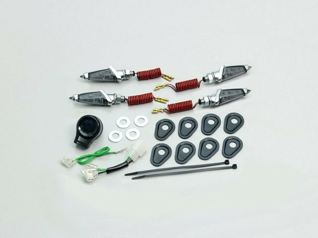 メーカー名 : HARRICANE ハリケーンメーカー品番 : HA5226MSJANコード : 4936887069730商品名 : LEDダガーウインカーKit主な適合車種 : YZF-R25 等カラー : メッキ スモークレンズ※詳し...