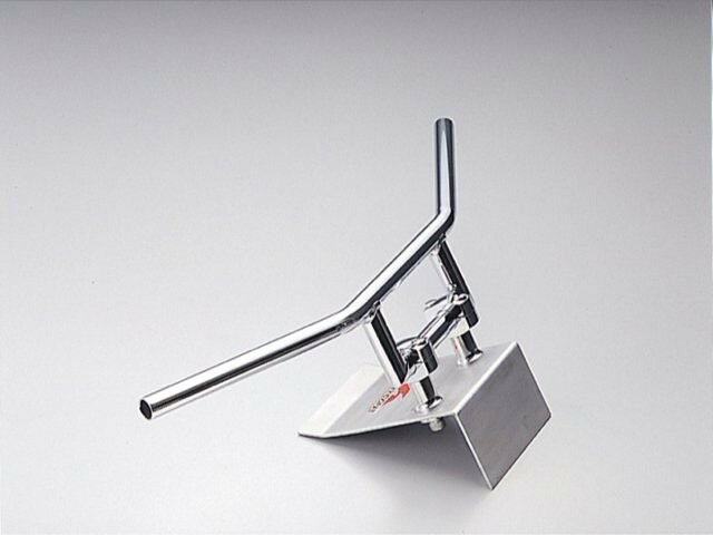 メーカー名 : HARRICANE ハリケーンメーカー品番 : HB0106C-01JANコード : 4936887001938商品名 : 100Z型 ハンドル主な適合車種 : 7/8インチ メッキカラー : クロームメッキ※詳しくはメーカ...