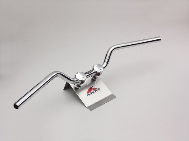 メーカー名 : HARRICANE ハリケーンメーカー品番 : HB0145CJANコード : 4936887006841商品名 : ドラッグコンチ1型 ハンドル主な適合車種 : 1インチ メッキカラー : クロームメッキ※詳しくはメーカー...