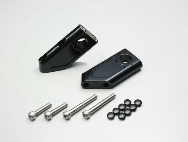 メーカー名 : HARRICANE ハリケーンメーカー品番 : HB0531BJANコード : 4936887114621商品名 : スーパーセットバックホルダー主な適合車種 : ゼファー バリオス/II マジェスティ 他カラー : ブラッ...