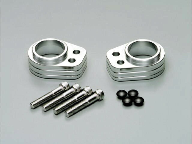 メーカー名 : HARRICANE ハリケーンメーカー品番 : HB0640AJANコード : 4936887112900商品名 : ハンドルアップスペーサーH20主な適合車種 : ZZR1200カラー : シルバーアルマイト※詳しくはメー...
