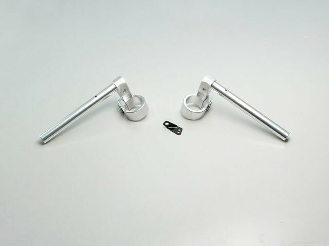 メーカー名 : HARRICANE ハリケーンメーカー品番 : HS1046-01JANコード : 4936887697902商品名 : アルミ セパレートハンドル主な適合車種 : SV1000Sカラー : ポリッシュアルマイト※詳しくはメ...