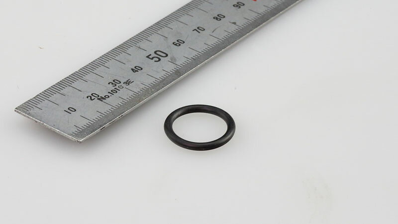 【適合メ-カ-】カワサキ【対応純正品番】670B2016【使用箇所】フィルタ-バルブ【サイズ】内径：φ16 線径：φ2.5【入数】1個【代表適合車種】250：エリミネ-タ-250/LX/SE B1-2（87-96）・GPZ250R E1-2...