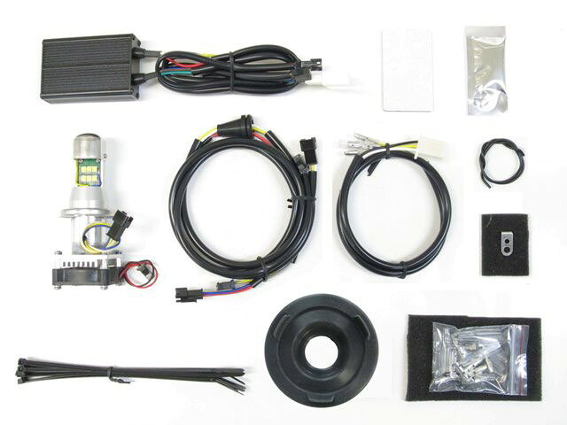 ●常にフルパワー点灯を可能にした車種専用LEDヘッドライトバルブキット 「極太アルミ無垢材」「ヒートシンク」「防水冷却ファン」という3つの組み合わせにより、効率よく熱を逃がし、常にフルパワー点灯を可能にしました。 ●ハロゲンバルブよりもさら...