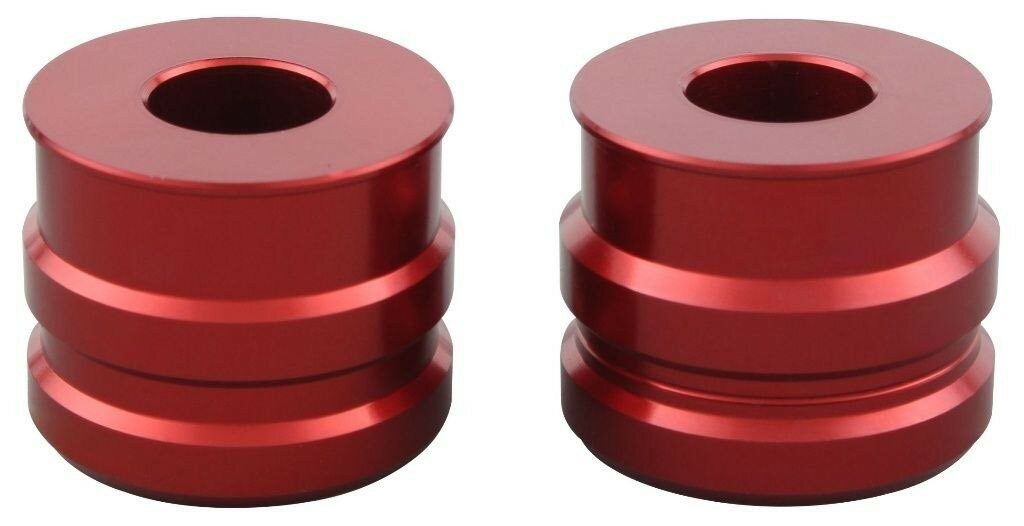 アルミ削り出しのアクスルカラーセットです。足元のワンポイントカスタム、レースシーン等でのホイール脱着作業効率アップの為のリブ付きでカラーの脱落がしにくい仕様となっております。アルミ材には軽量ながら高い引っ張り強度と耐圧力性を持ったA7075...