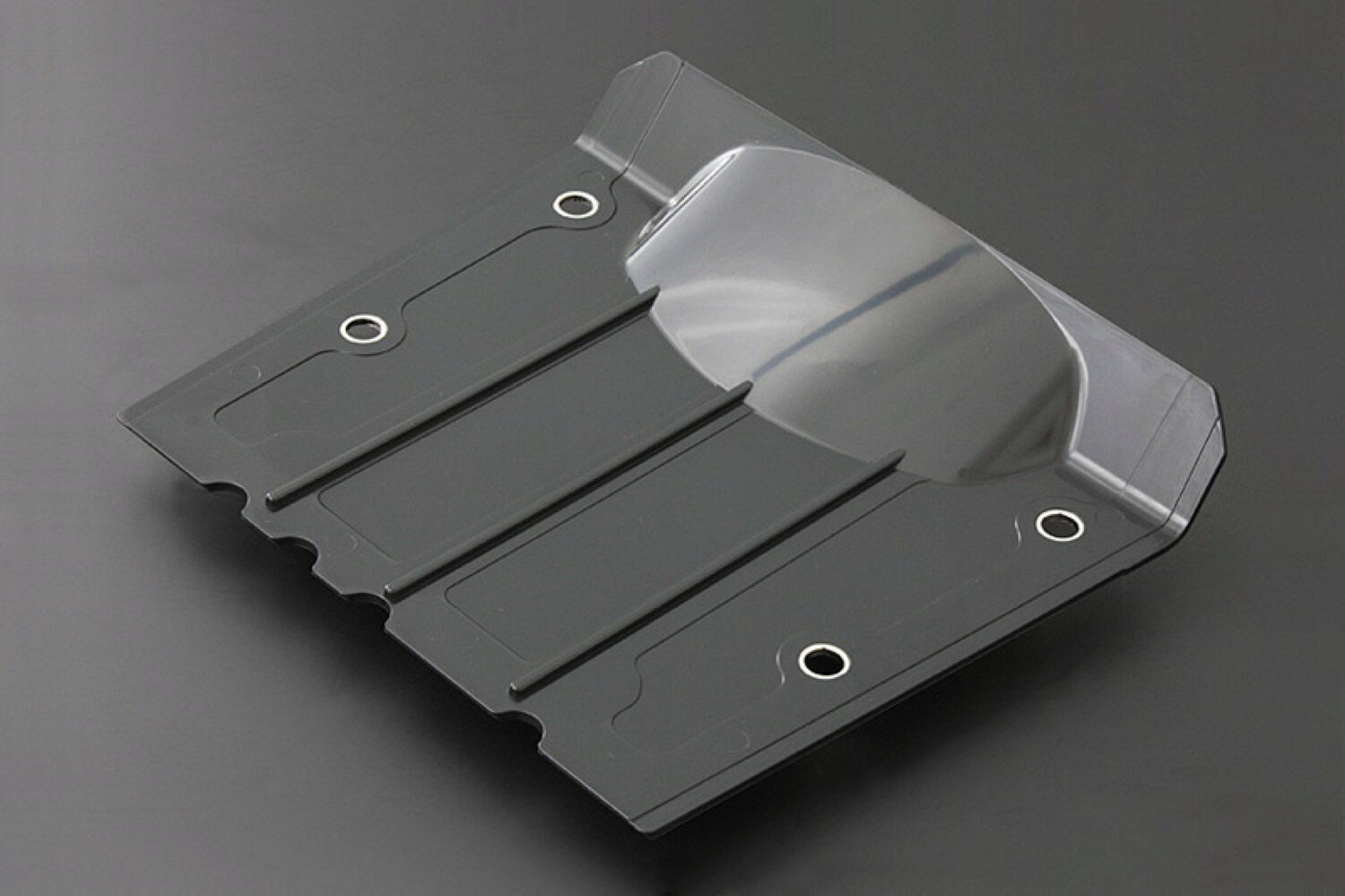 純正品同様に耐久性に優れるABS(強化プラスチック)を使用し、形状、質感とも忠実に再現しています。
