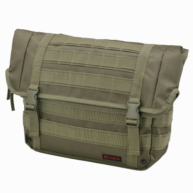 汎用品 DHS-28 サドルバッグWR 10L 水の浸入を防ぐシーム加工。小分けポケット付き。 底面は熱に強い帆布生地を使用。 背面部をサドルバッグサポートに差し込むことで 走行時の振れを抑制します。 ●最大積載重量：2kg ●本体重量：1...