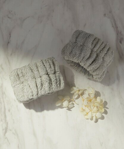 Hanes(ヘインズ) 100%コットン アームバンド 60334801-14 グレー W9.5×H5cm 綿100%素材で肌触りの良いアームバンド 洗顔や洗い物の際、袖濡れを防ぐのに便利なアイテム 優しい色味と心地よく上質感のある柔らかい...