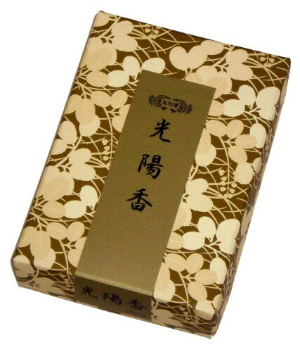 玉初堂のお香 光陽香 30g #665 原産国 : 日本 原材料 : 香木、漢方薬 内容量 : 約30g 香炉など不燃性の容器を使用して下さい。 お線香が伝来するまでは、抹香や焼香を用いてのお勤めをしていました。 焼香はお線香のようにそれ自...