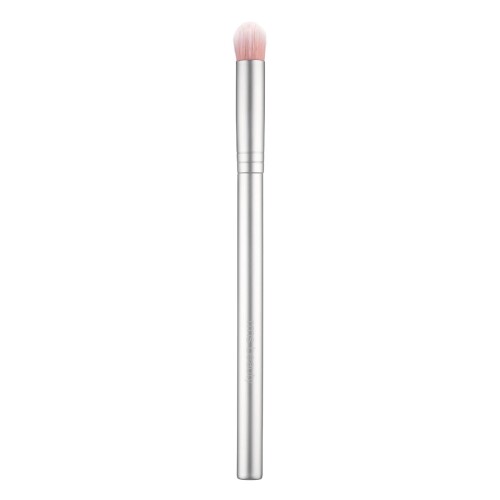 アールエムエス ビューティー(rms beauty) エブリシングアイポリッシュブラシ アイシャドウを、思い通りのニュアンスで。 やわらかな毛先が、まぶたにやさしくフィットし、均一で自然な仕上がりを叶えるアイシャドウブラシ。 商品紹介 アイ...