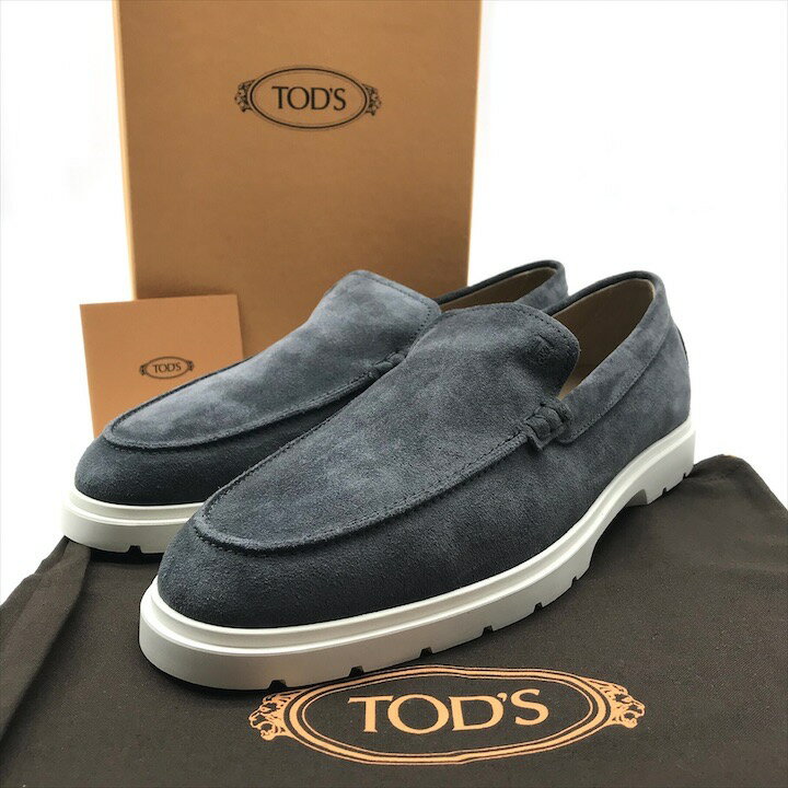 ご覧頂きありがとうございます☆彡【ブランド】トッズ【カラー】グレー【素材】スエード【サイズ】ソール縦約30×横約11/ソール幅約2.5×高さ約9/表記サイズ8 1/2 メンズS(若干の誤差はご了承下さい。）【付属品】箱、保存袋【状態ランク】...