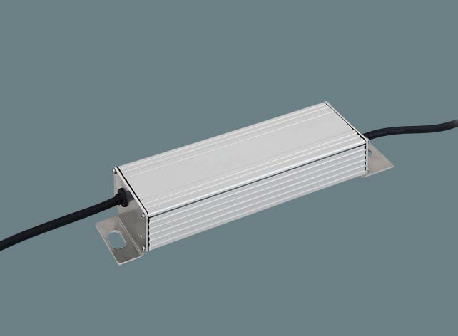 NYK02800 LE9受注品寸法・質量◆幅：68 mm　◆長：223 mm　◆高：49 mm仕様◆電圧：100〜242 V◆入力電圧：100〜242V対応◆NYM20020用・水銀灯300形相当用【適合灯具】NYM20020◆注）調光はで...
