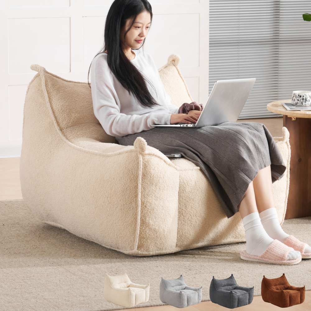 【商品詳細】【セールスポイント】【コンパクトで場所を取らないデザイン】クッションソファは小さめのサイズで設計されており、リビングや寝室、ワークスペースなど、どんな場所にも無理なく設置できます。場所を取らないため、限られたスペースでも快適に使...