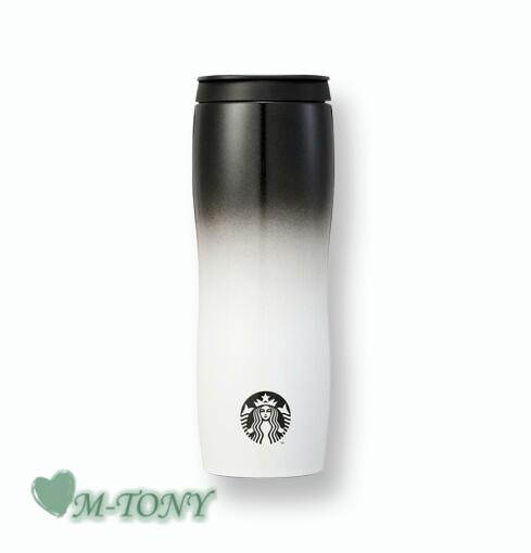 ブラックパールのグラデーションカラーでシンプルですがシックなステンレス製タンブラーです。 入口が広く洗浄に便利で、ベンティサイズが入る591mlの十分な容量です。 ステンレススチールと二重壁構造の間は真空処理されていて保温/保冷効果に優れて...