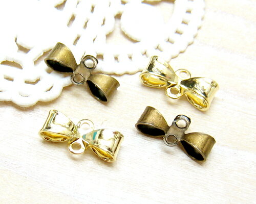 【サイズ】0.3x0.9cm ( 丸カンの大きさは含みません ) 【色】金古美・ゴールド 【入数】8個