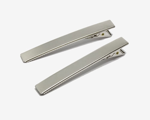 【サイズ】約8.0cm×1.0cm 【色】ロジウム 【素材】スチール 【内容量】2個 ＊hp-048とはデザインが異なり、全体にフラットです。