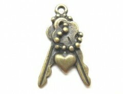 【サイズ】1.8x1.2cm（丸カンの大きさは含みません） 【色】金古美・銀古美・アンティークゴールド 【素材】ピューター