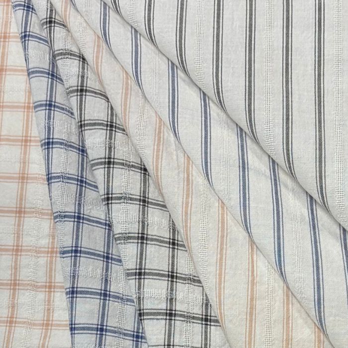 ※「モニターの発色により実際と異なる場合があります。ご了承ください。」 パナマ織り ドビー ストライプ＆チェック 生地 【94290】 素材の良さが引き立つ、軽やかなパナマ織りのストライプ＆チェック生地です。 オーガニックコットンを使用し、...