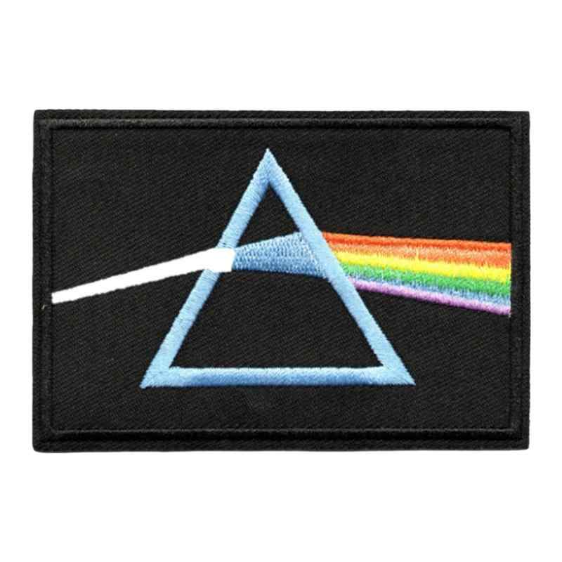 Pink Floyd『狂気（Dark Side of the Moon）』刺繍ワッペン – ジーンズ・・バッグ・キャップ・フェススタイル・ヴィンテージ風アクセ・バンドファッション・ハンドメイドリメイク用ア✅ 高品質な刺繍仕上げ： 細部まで丁...