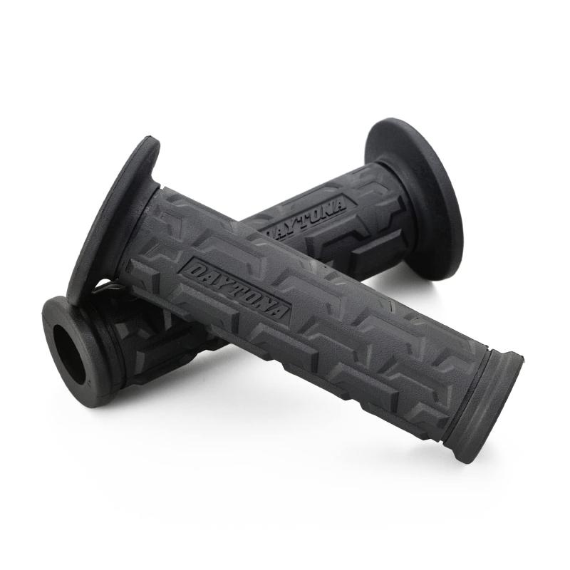 デイトナ(Daya) グリッピーグリップ バイク用 グリップ ハンドル径Φ22.2用 122mm エンド貫通 GG-D-GROD ブラック 25180●φ22.2mmハンドル用グリップ●グリップ長：122mm●指先でも操作しやすい凸形状●エ...