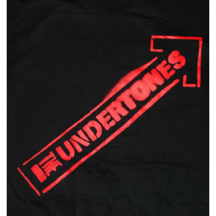 アンダートーンズ Tシャツ UNDERTONES ARROW 正規品UNDERTONES, THE ARROW SPRAY 正規品78年デビュー、伝説のアイリッシュパンクバンド、アンダートーンズのTシャツです。青春の切なさを垣間見せ、若々し...