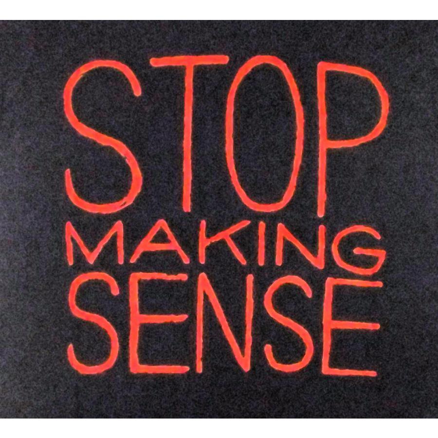 ポスト・パンク/ニュー・ウェイヴ・シーンにおいて絶大な功績を残すバンド、トーキング・ヘッズのTシャツ「STOP MAKING SENSE」です。伝説とも言われる、1983年のライブ、デイヴィッド・バーンらによる躍動感溢れるパフォーマンスに、...