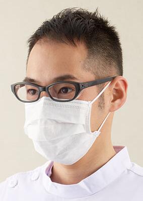 【特長】 ・軽量弾力素材を使用しているため、長時間使用しても疲れにくくなっています。 ・外来診療から処置まで幅広い用途に使用できます。 ・光を反射しにくい素材を使用しているため、光の反射による視界の妨げがありません。 ・レンズ交換が簡単にで...