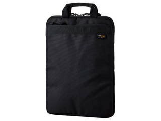 耐久性に優れた1000デニールのCORDURAナイロン生地を使用しています。バッグにも入れやすく、持ち運びやすい縦型タイプです。表面に撥水コーティングを施しています。 ACアダプタやマウスなどの小物を整理して収納できるフロントポケットがつい...