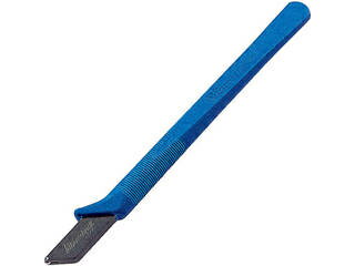 【特長】先端刃にはカーバイドを使用し切れ味が良く長持ちします。プラスチック製のハンドルで非常に軽いです。ハンドルは握りやすい形状になっています。ホイールホルダーが丈夫で直線が引きやすいです。あてた定規の端から2.5mm先が切れます。【用途】...