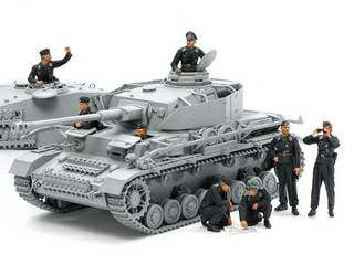 ★II号戦車からキングタイガーまでの幅広い戦車や装甲車と組み合わせられる、第二次大戦中のドイツ国防軍戦車兵の人形8体セットです。★全身像は地上で地図を広げ打ち合わせをする戦車兵2体、双眼鏡を覗く戦車兵とその先を伺う士官。半身像はキューポラか...