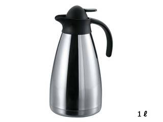 お湯割りポットのベストセラー●ワンタッチで簡単に注ぐことができます。●ステンレス製なので丸洗いOK● スープ等を入れた際はサビの原因になりますのでその都度よく洗浄してください。 商品情報 外寸(mm)130×160×H235満水容量(L)1...