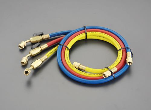 ≫ 商品詳細 ≪●ねじサイズ…UNF7/16-20(1/4”フレア)●常用圧力…3.0MPa●耐圧…5.0MPa●全長…100cm●色…赤・青・黄●入数…各色1本●ボールバルブとサービスポート接続口が近いため冷媒の吹き出しを最小限に抑えるこ...