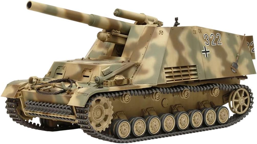 実車取材をもとに操縦室上面が大型化した後期型を忠実にモデル化。 15cm榴弾砲はもちろん、戦闘室内部を精密にモデル化。 履帯は上部のたるみもリアルに表現できる部分連結式を採用。 砲身の可動部にはビス止めを採用し、スムーズで確実な作動を実現。...