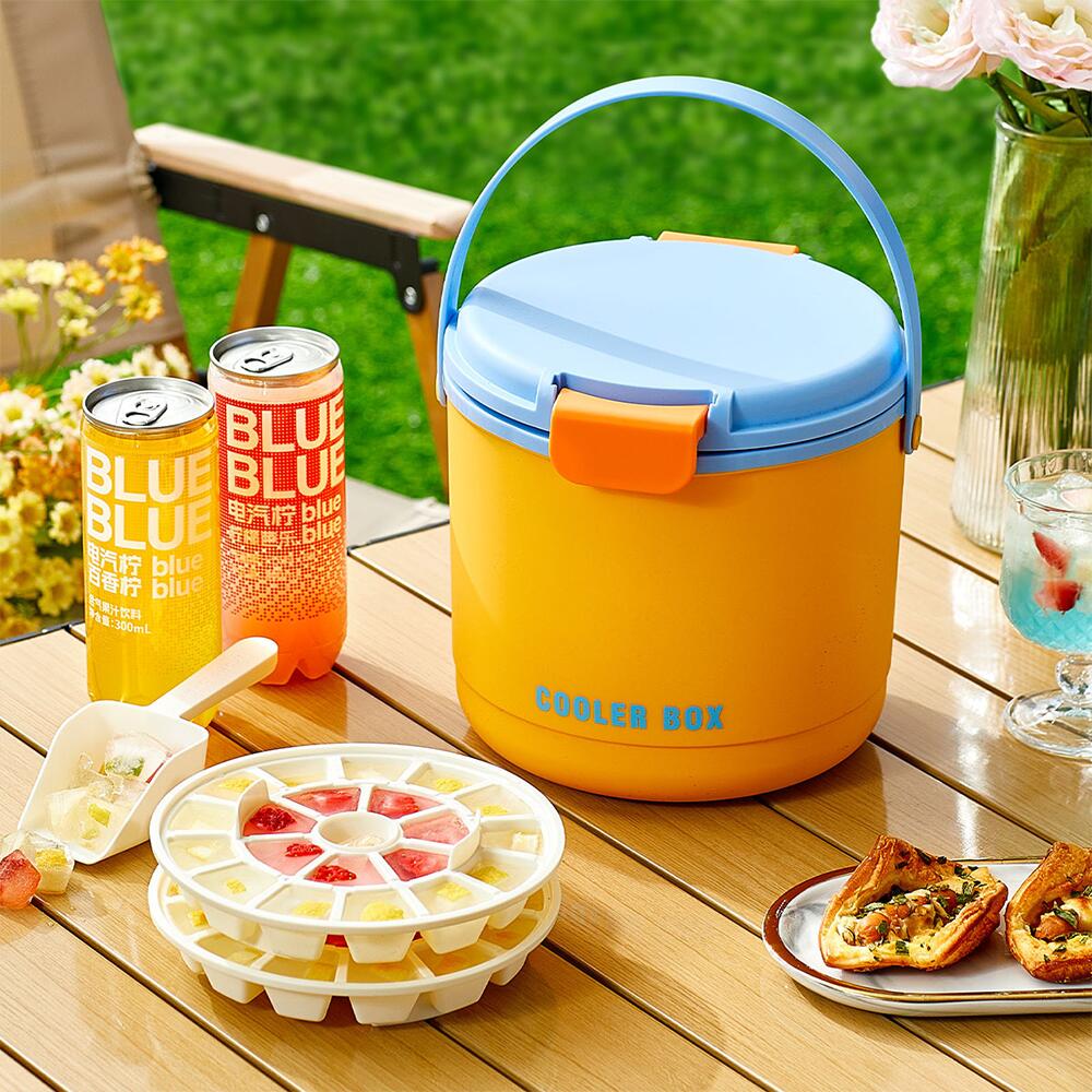 保冷アイスペール氷やドリンクを冷たく保ちやすい2.6Lアイスペールです。製氷皿、アイススコップ付きのセットを選べ、キャンプ、ピクニック、宅飲み、パーティーなどに使いやすいアイテムです。カラーとセット内容を確認してからご注文ください。商品仕様...
