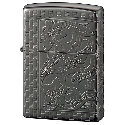 中心には流れるようなアラベスクを花で優美に表現し、それを囲むように整然とした幾何学模様を3面連続加工でデザインしました。 二つの柄のコントラストがとても美しい、アンティークな仕上がりとなりました。 ＃200レギュラーサイズ使用。 zippo...