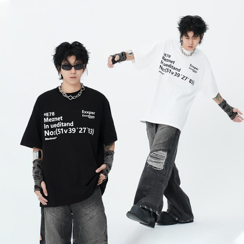 ・カテゴリ: Tシャツ、ベスト・スタイル: アメリカンヴィンテージ・対象性別: メンズ・対象: 青少年、成人・主な素材: 綿100%・素材機能: 通気性、吸湿速乾・ネックライン: クルーネック・袖丈: 半袖・袖のタイプ: ドロップショルダー...
